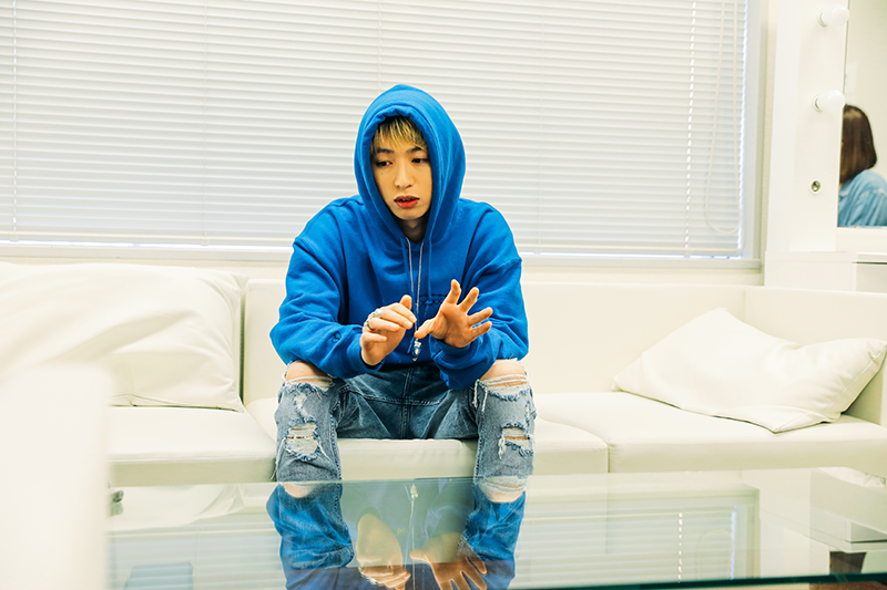 【新星】ラッパーKvi Baba(クヴィババ)とは？経歴やおすすめ曲を紹介！ | HIPHOP部